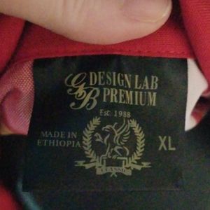design lab premium | Shirts | Design Lab Premium Red Button Up Shirt ...